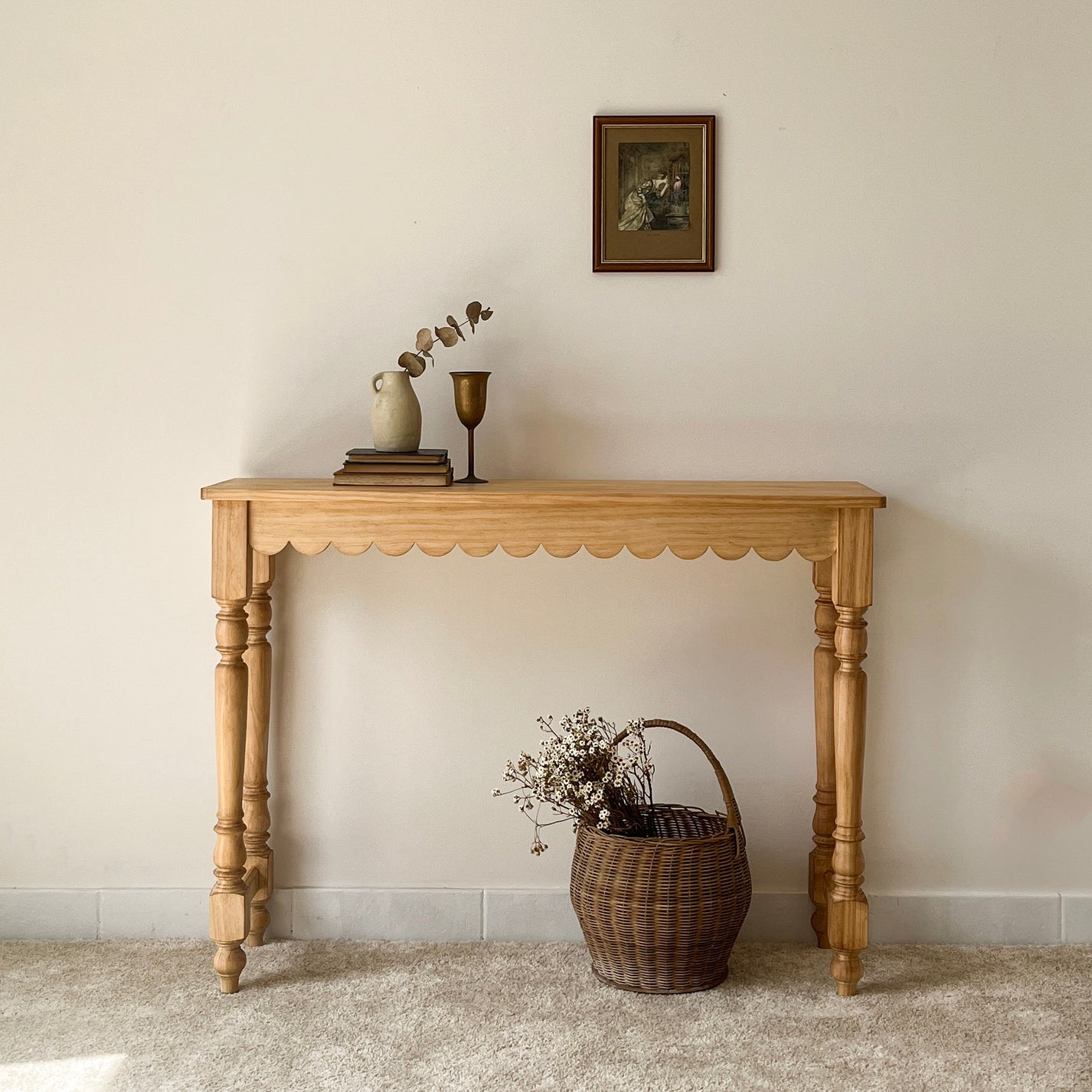 Large Scallop Console – J&Furniture