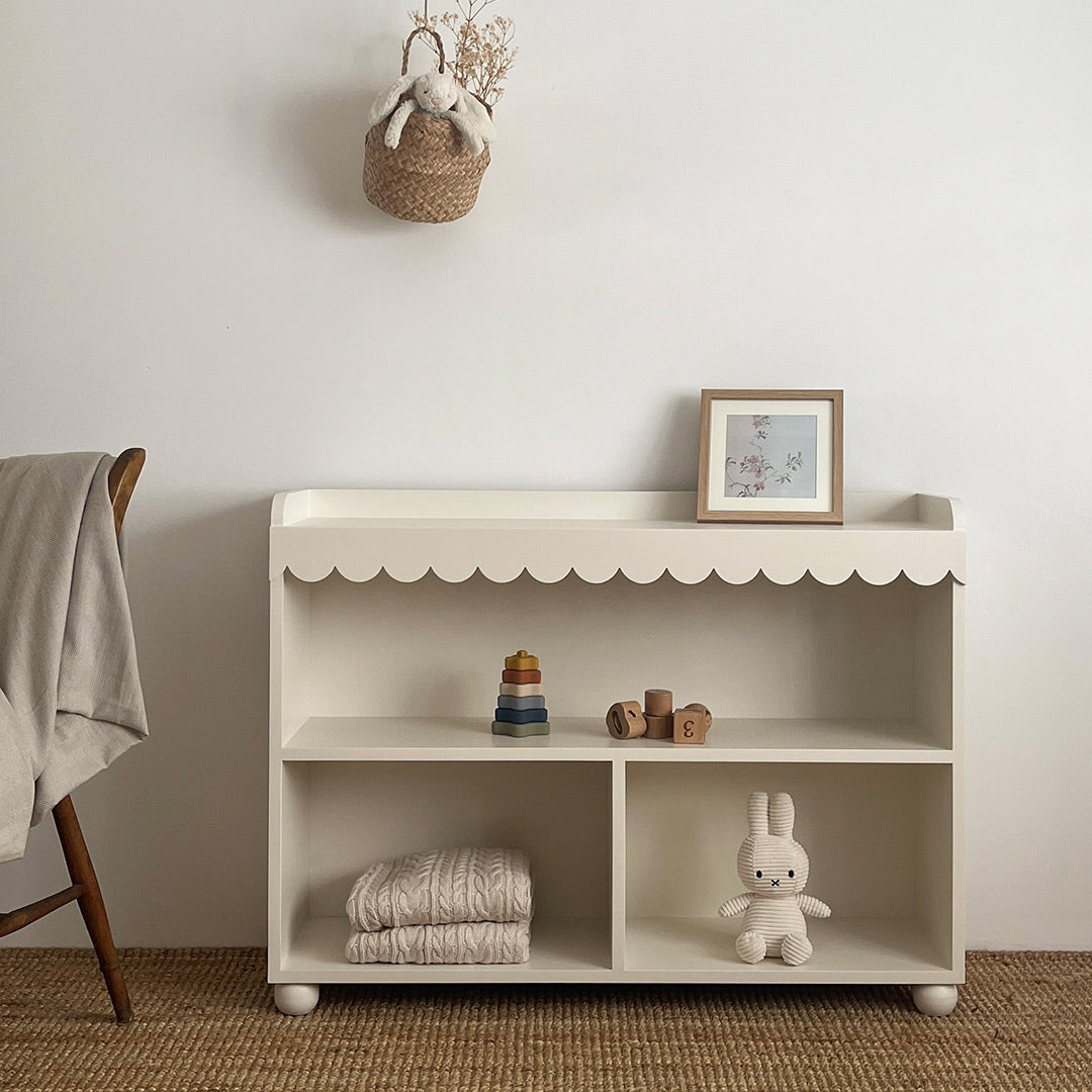Scallop Bookshelf – J&Furniture