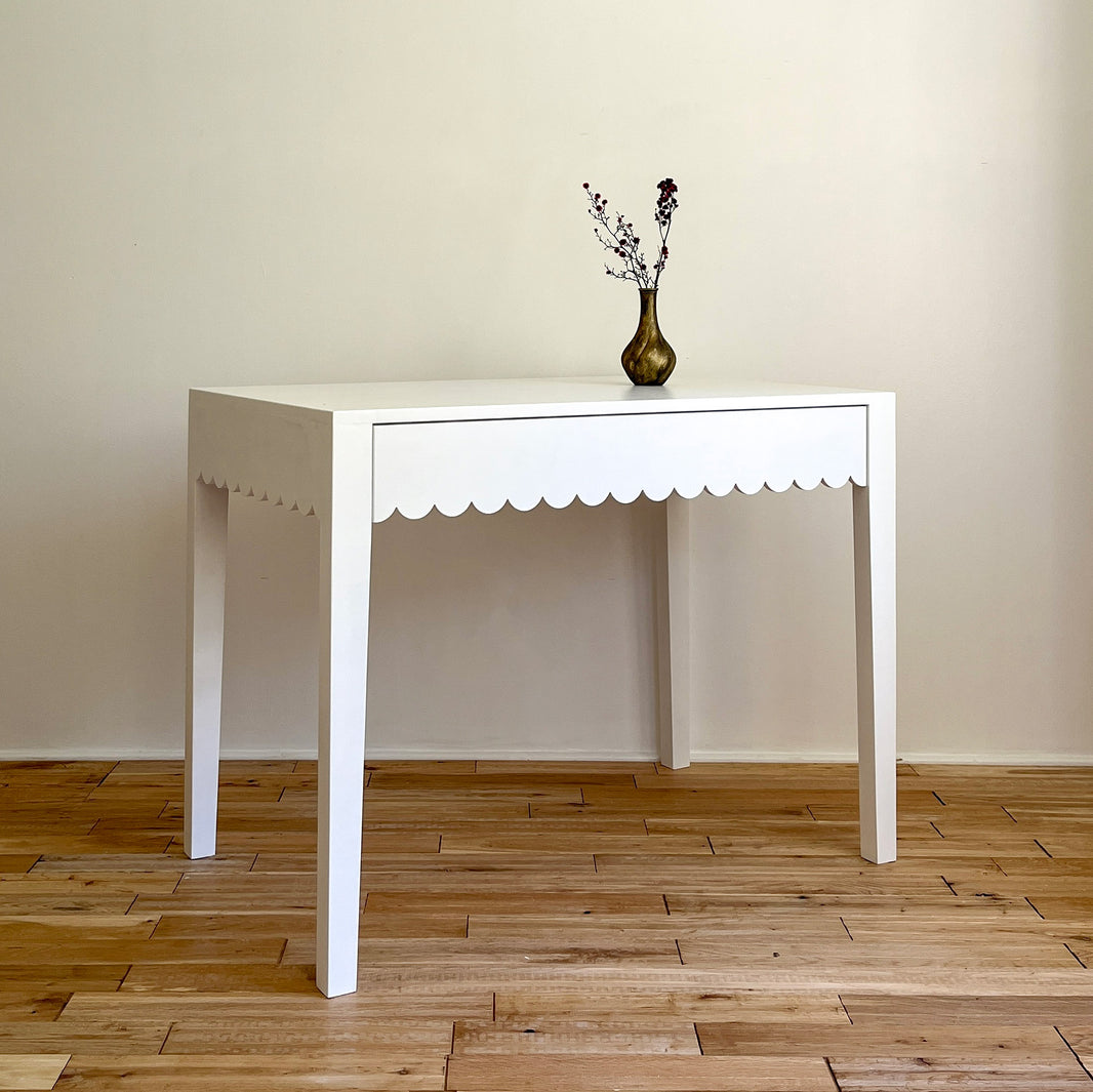 Scallop Collection – J&Furniture