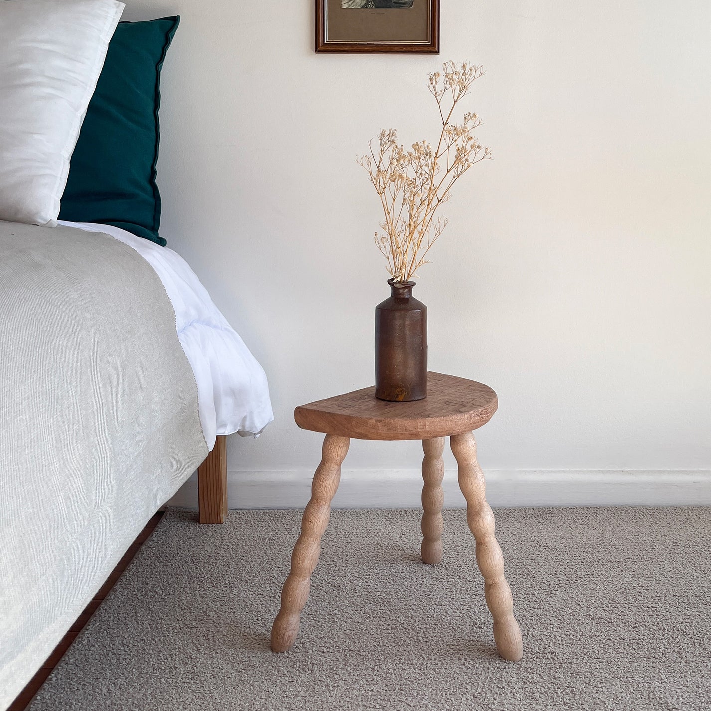 Demi-lune Bobbin Stool – J&Furniture